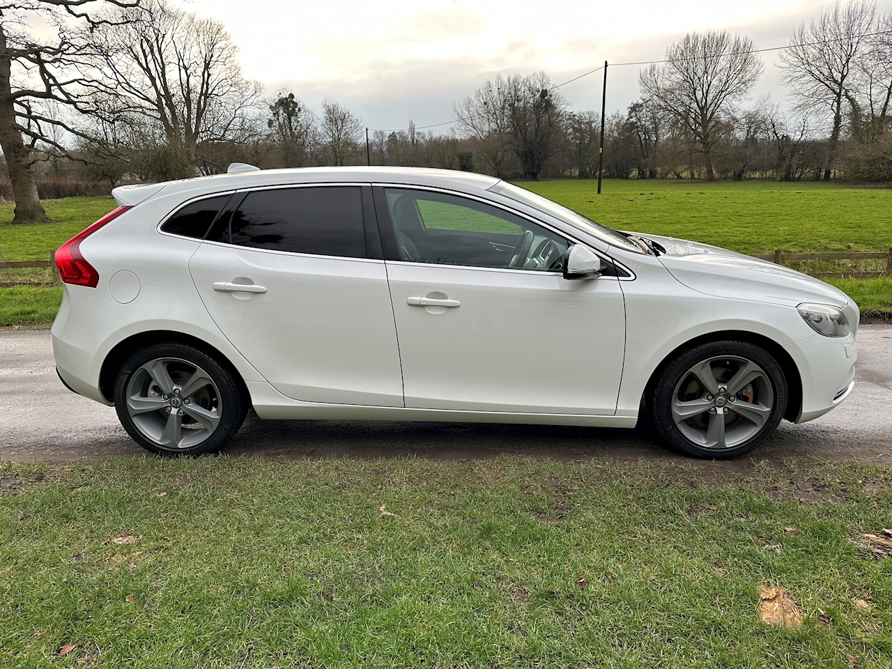 Used 2013 Volvo V40 T4 Se For Sale in Avon (U555765) | Swan Motor Company