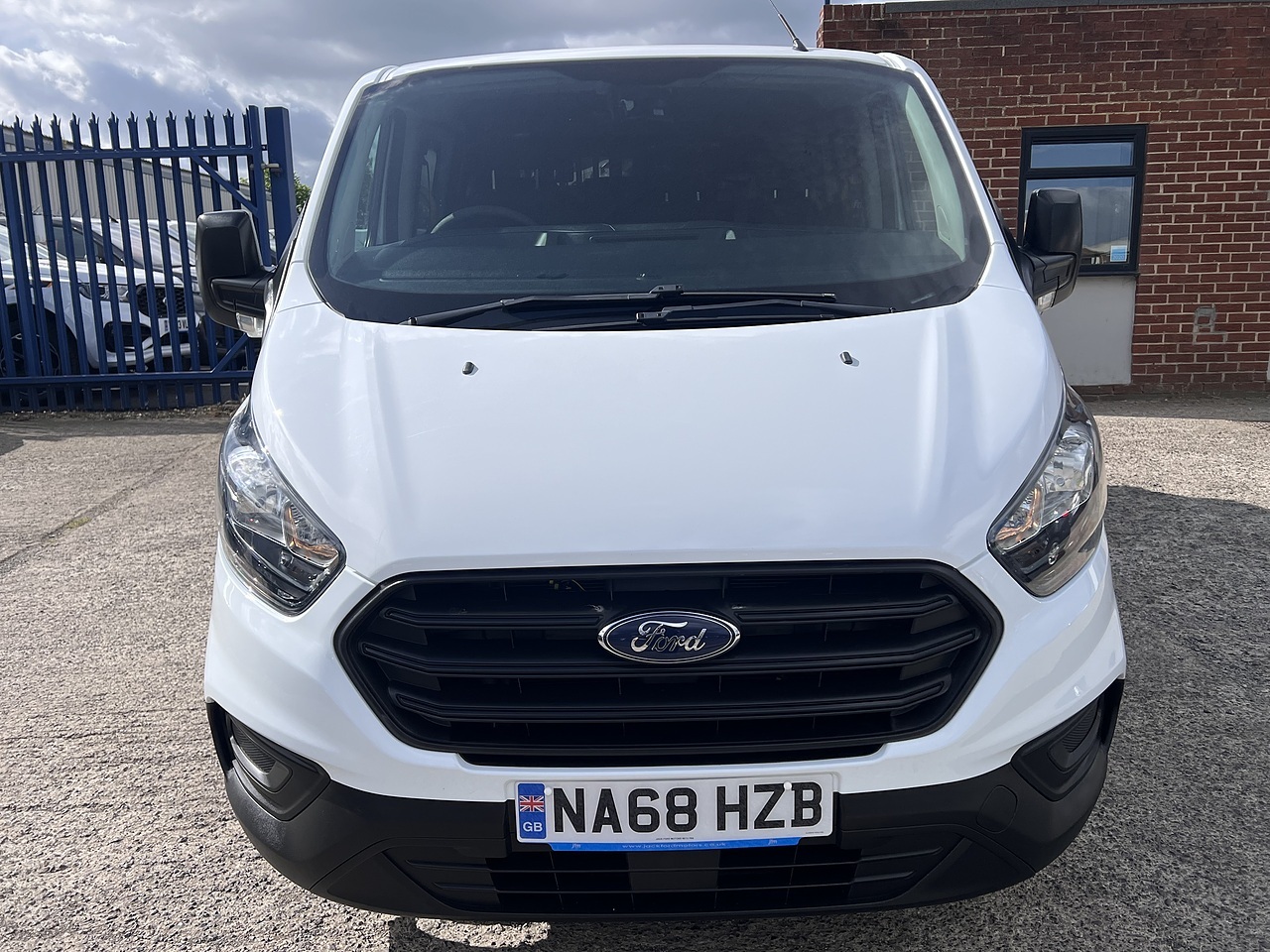 Used 2018 Ford Transit Custom 2.0 320 EcoBlue [105] L1H1 Euro 6 [5-Seat ...