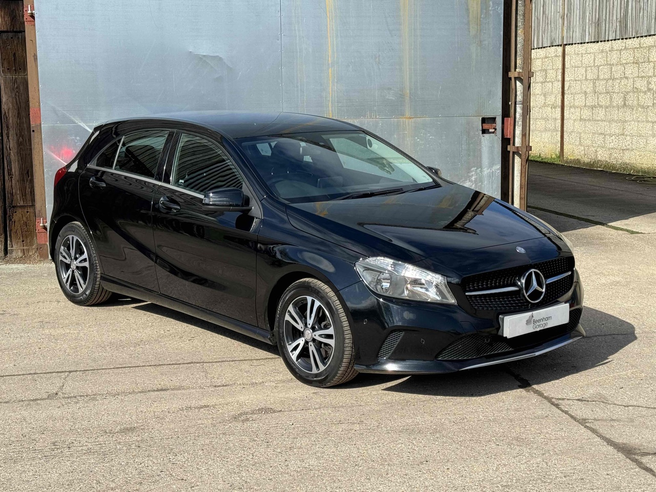 Used 2017 Mercedes-Benz A Class A160 SE For Sale in Berkshire (U2382 ...
