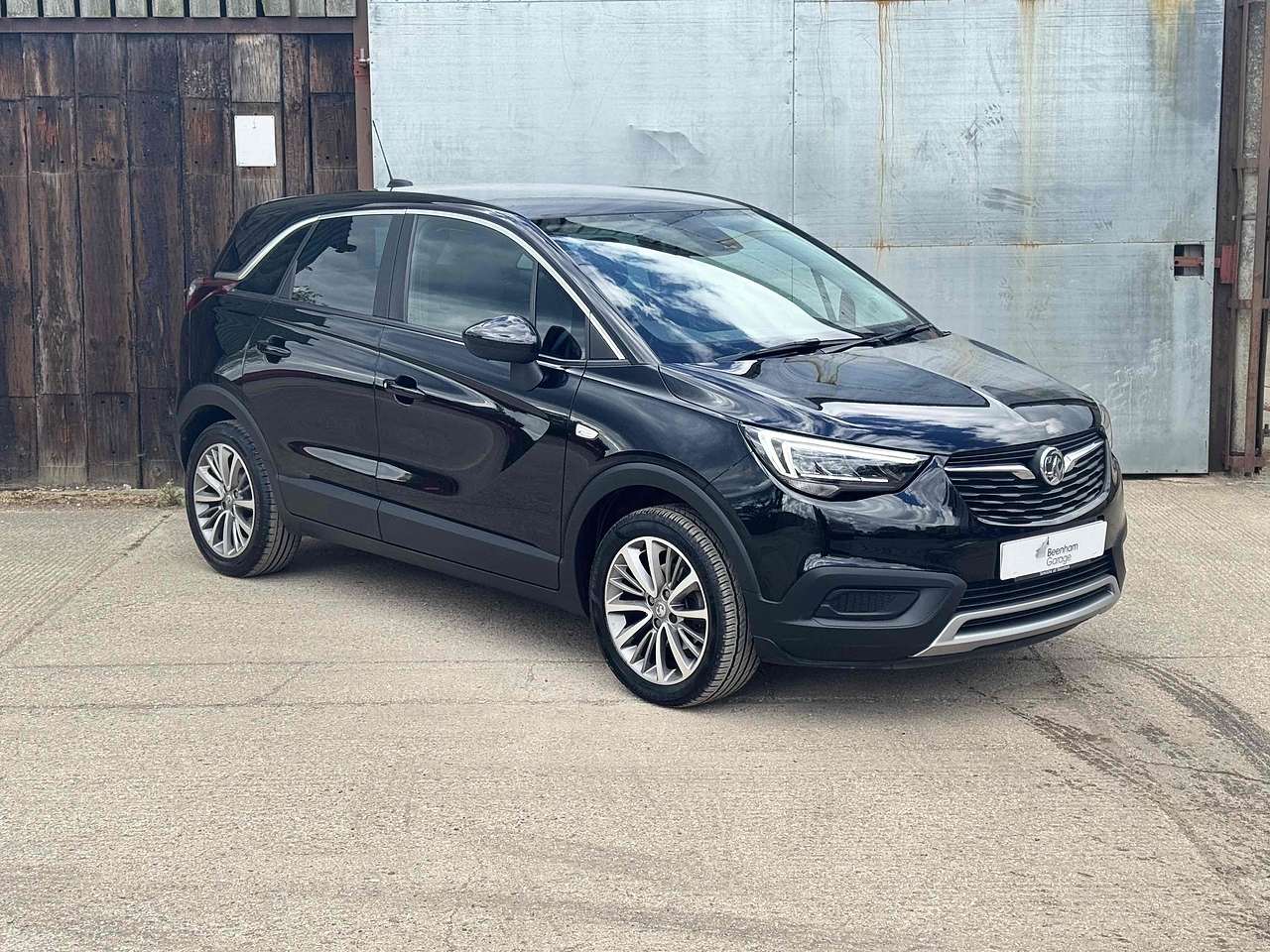 Used 2020 Vauxhall Crossland X Turbo SRi Nav For Sale in Berkshire ...