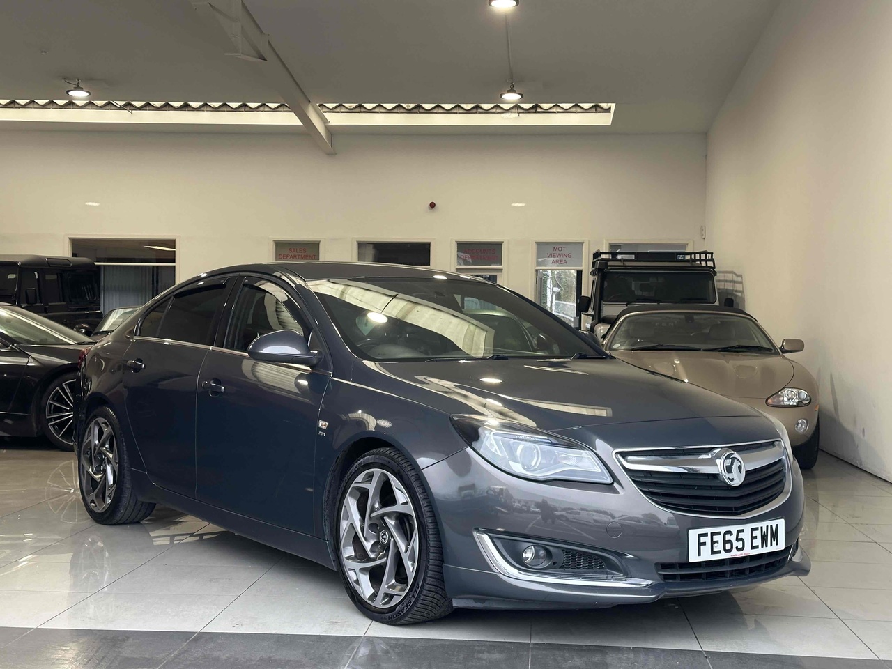 Used 2015 Vauxhall Insignia CDTi SRi VX Line Nav For Sale in South ...
