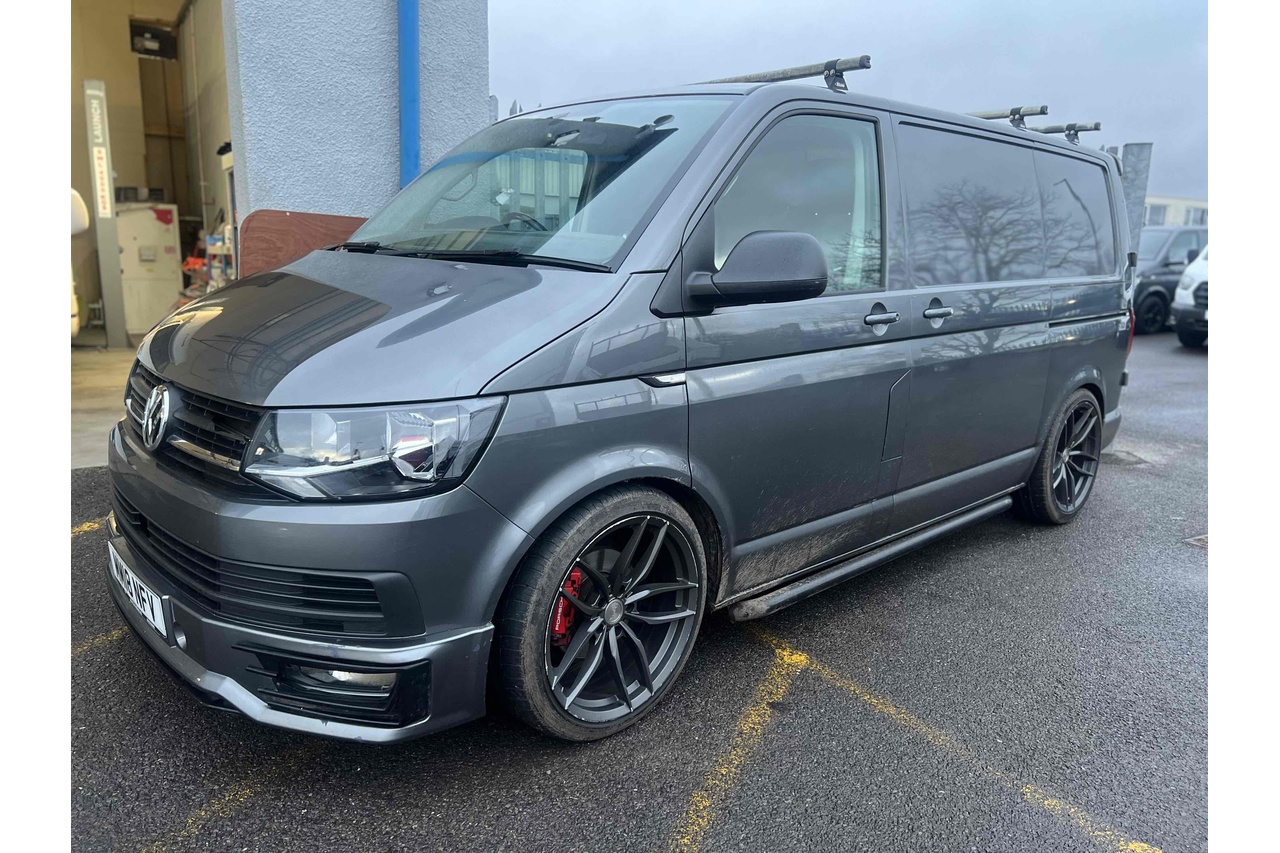 Used 2018 Volkswagen Transporter TDI T28 BlueMotion Tech Highline For ...