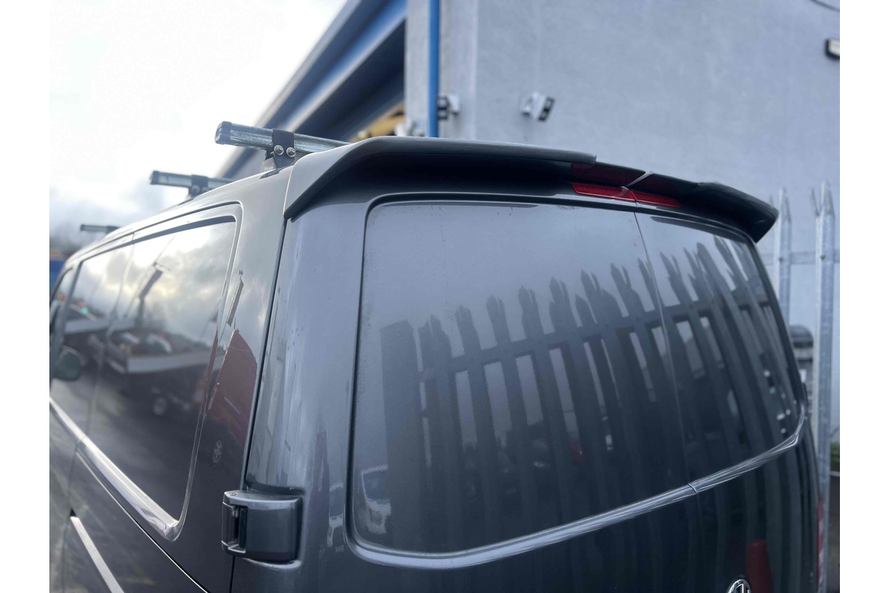 Used 2018 Volkswagen Transporter TDI T28 BlueMotion Tech Highline For ...
