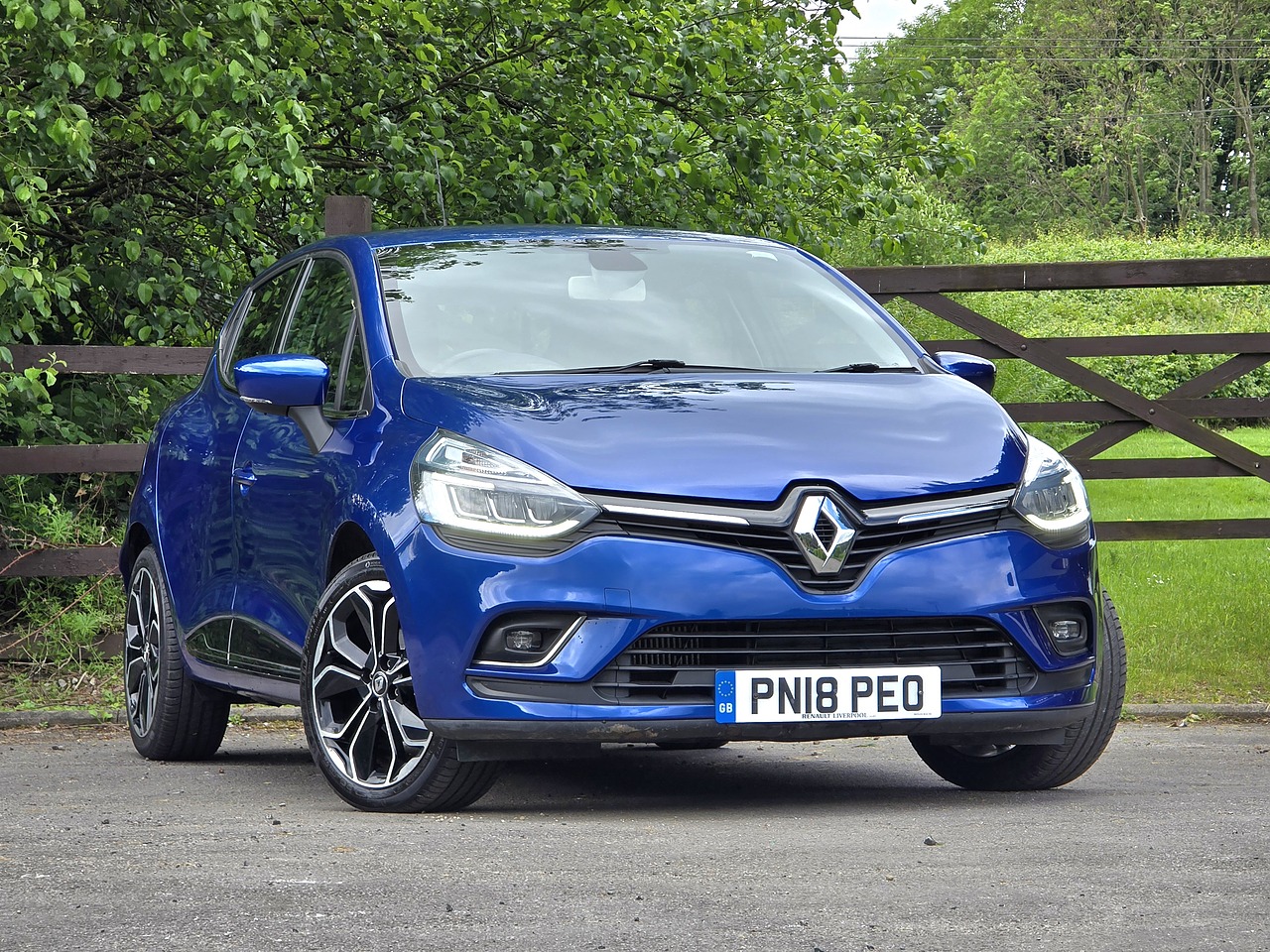 Used 2018 Renault Clio TCe Dynamique S Nav For Sale (U52965) | Hollins ...