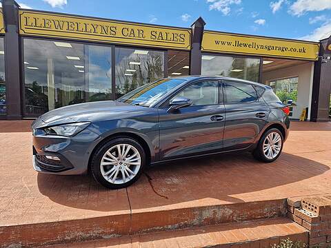 Used Cars in Caerphilly, Mid Glamorgan | Llewellyn's Car Sales Bargoed Ltd
