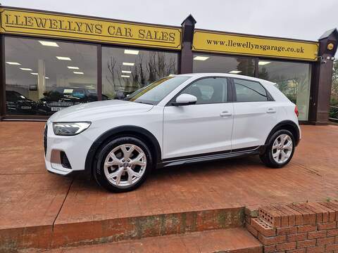 Used Cars in Caerphilly, Mid Glamorgan | Llewellyn's Car Sales Bargoed Ltd