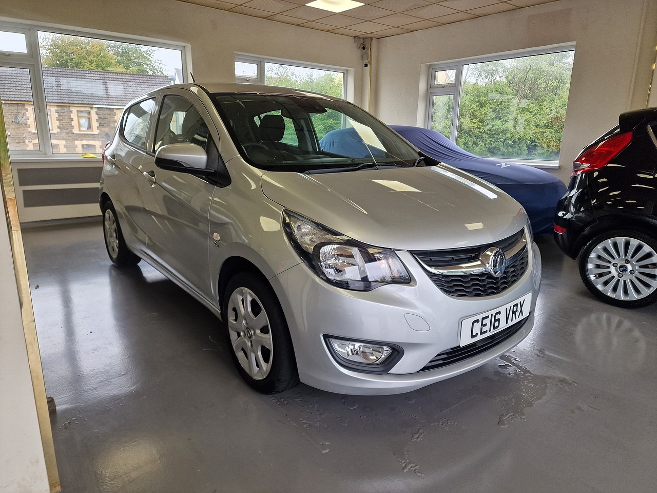 Used 2016 Vauxhall Viva i SE For Sale in Bargoed (U3578) | Llewellyn's ...