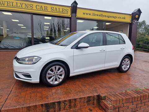 Used Cars in Caerphilly, Mid Glamorgan | Llewellyn's Car Sales Bargoed Ltd