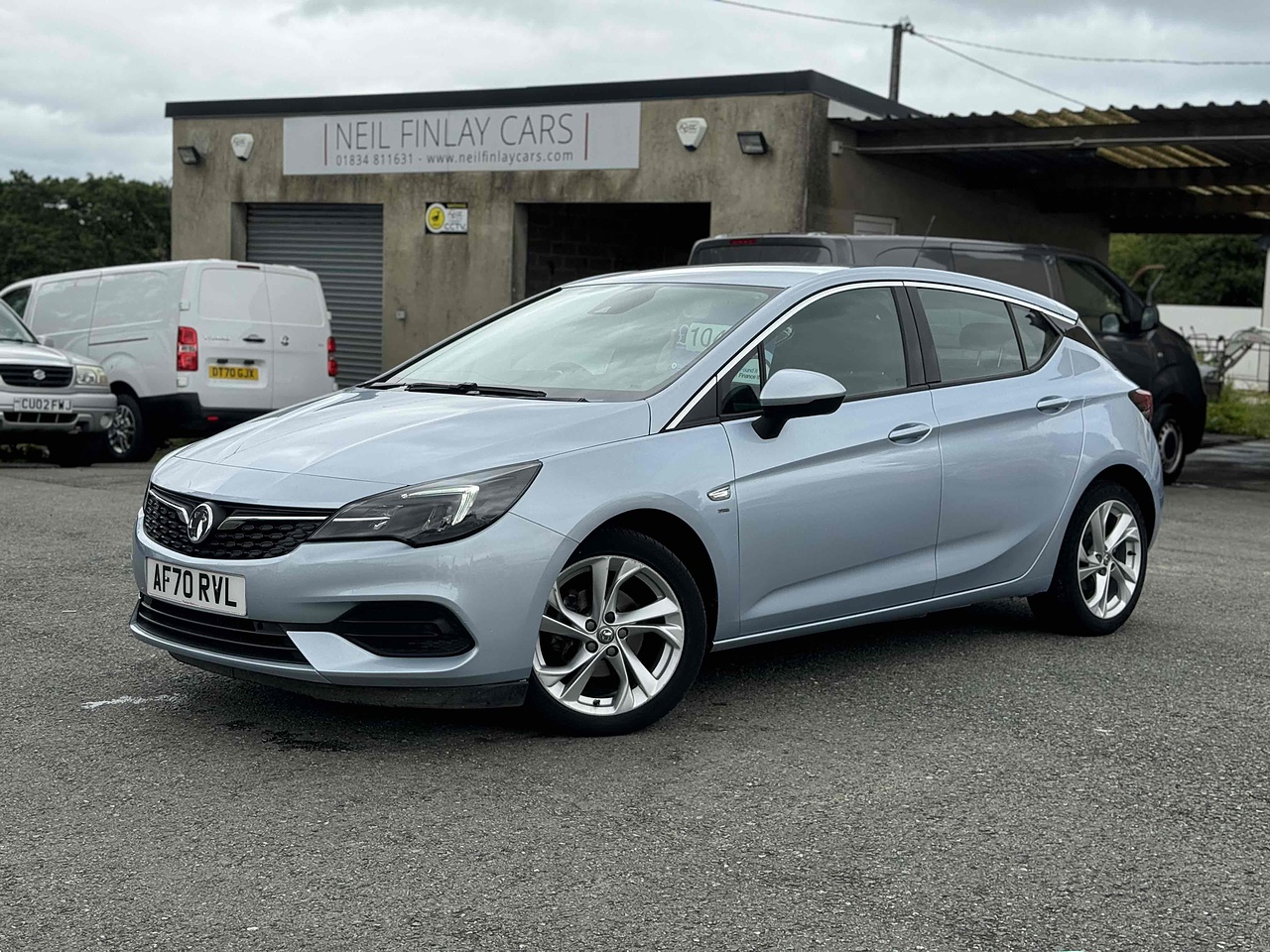 Vauxhall 1.2 Turbo SRi Hatchback 5dr Petrol Manual Euro 6 (s/s) (145 ps ...
