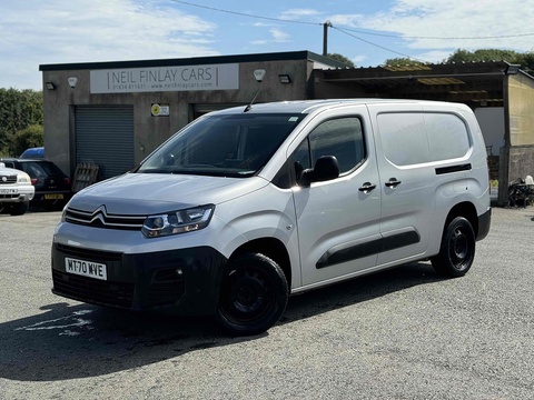 Neil Finlay Cars - Pembrokeshire's used car dealership