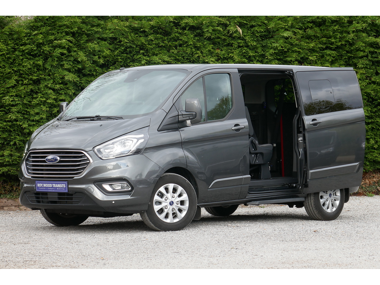 Used 2019 Ford Tourneo Custom Independence RS 6 seat Automatic ...