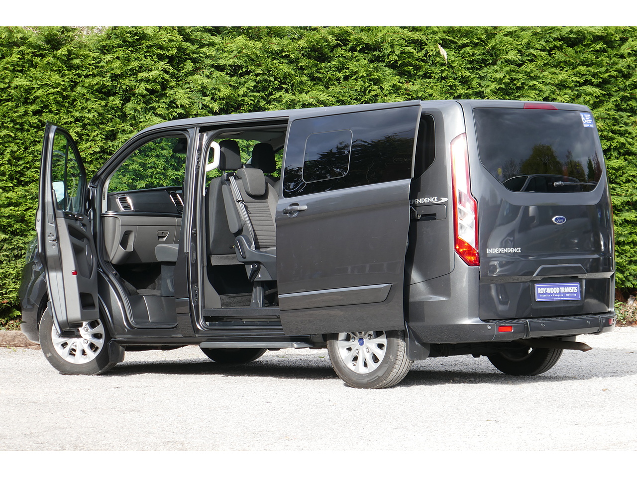 Used 2019 Ford Tourneo Custom Independence RS 6 seat Automatic ...