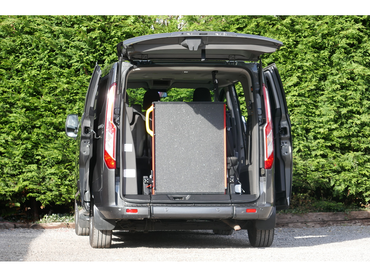 Used 2019 Ford Tourneo Custom Independence RS 6 seat Automatic ...