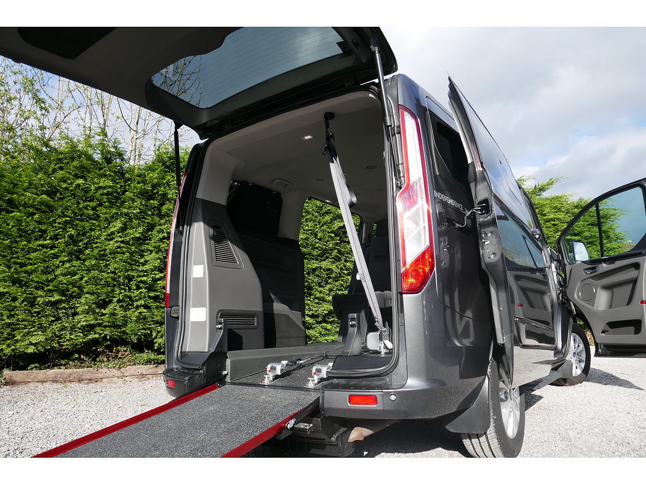 Used 2019 Ford Tourneo Custom Independence RS 6 seat Automatic ...
