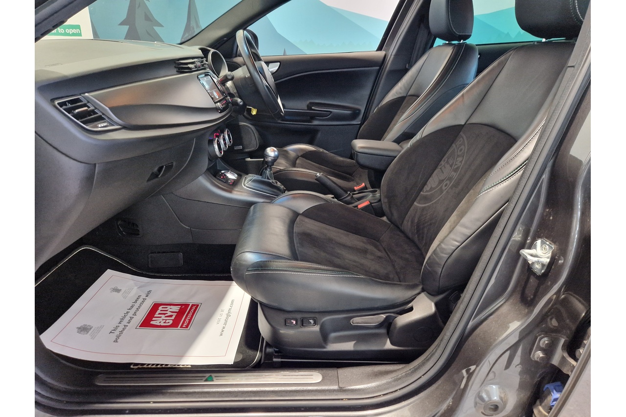 Used 2015 Alfa Romeo Giulietta TB MultiAir QV Line For Sale (U7362 ...