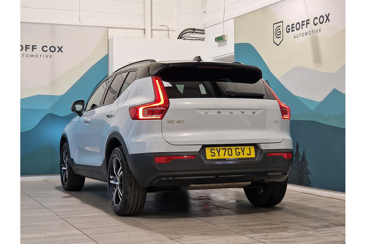Used 2020 Volvo XC40 B4 MHEV R-Design For Sale (U7592) | Geoff Cox