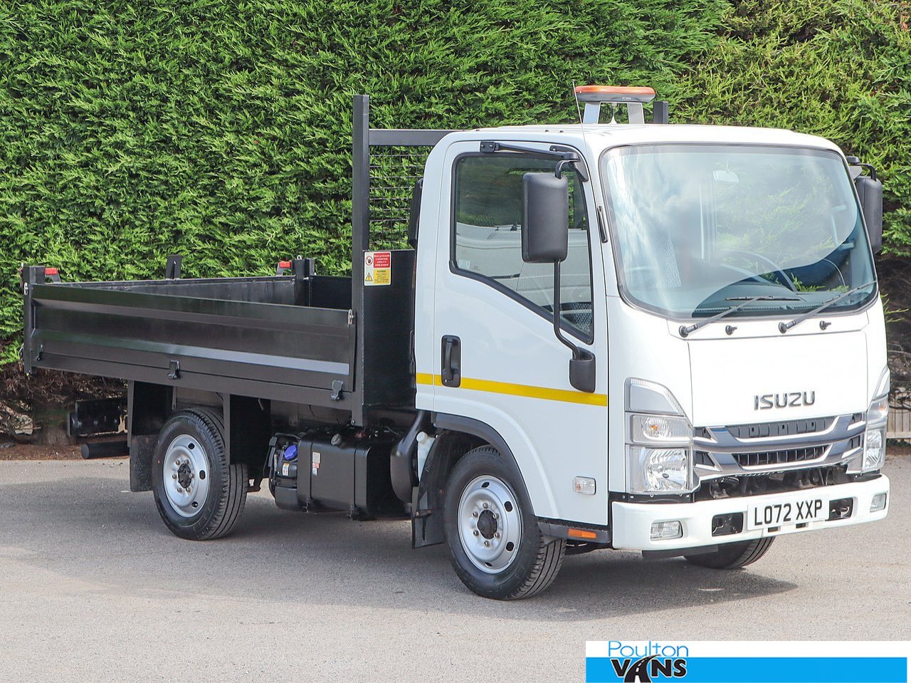 Used 2023 Isuzu Grafter N35 125S RWD 10'6"/3.2M HEAVY DUTY STEEL BODY ...