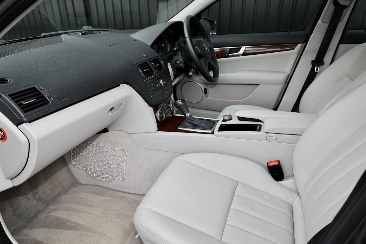 Used Mercedes-Benz C200 CDI Elegance C200 CDI Elegance (U2511) For Sale