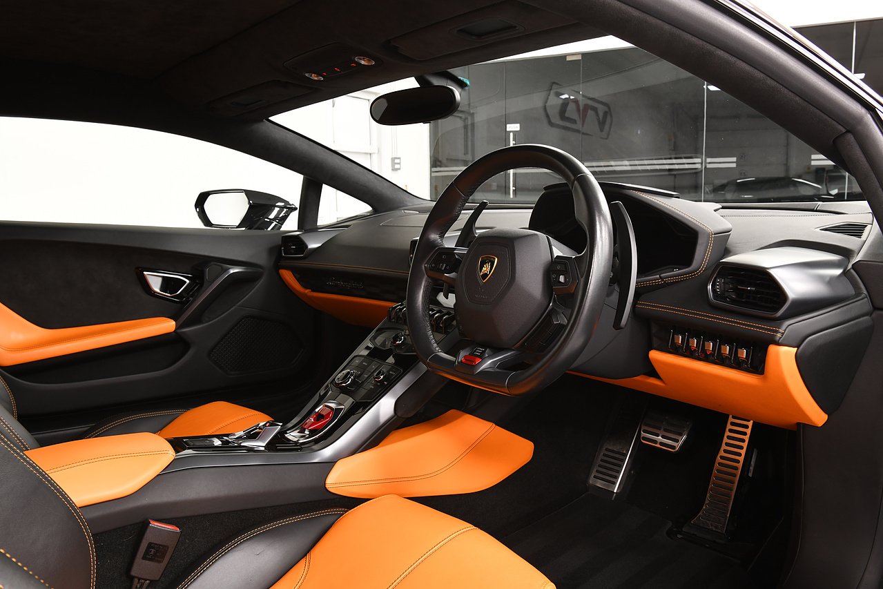 Used 2015 Lamborghini Huracan V10 LP 610-4 For Sale in Kent (U2070 ...