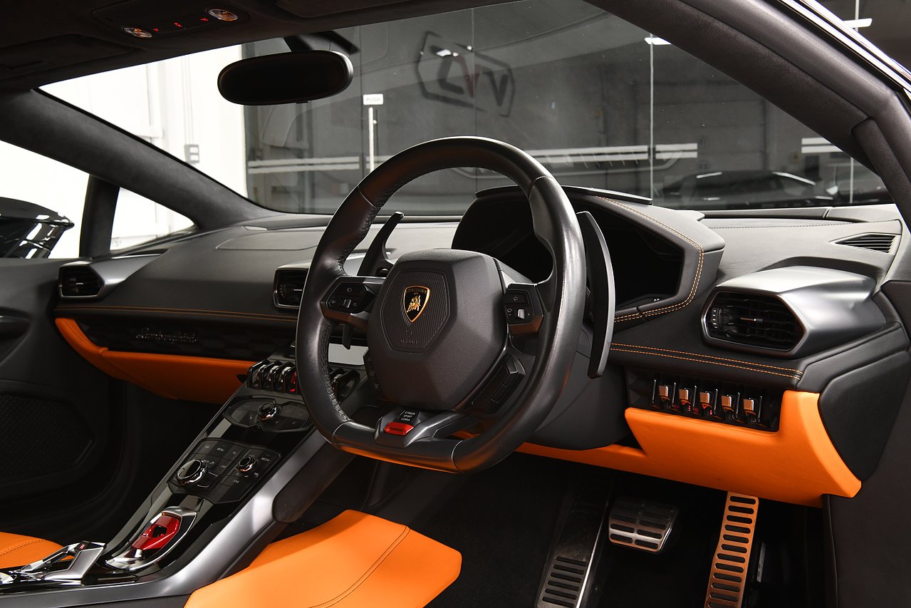 Used 2015 Lamborghini Huracan V10 LP 610-4 For Sale in Kent (U2070 ...