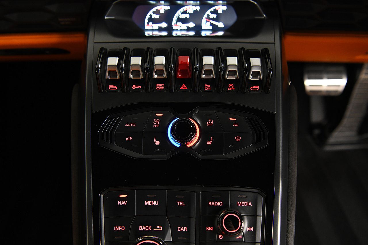 Used 2015 Lamborghini Huracan V10 LP 610-4 For Sale in Kent (U2070 ...