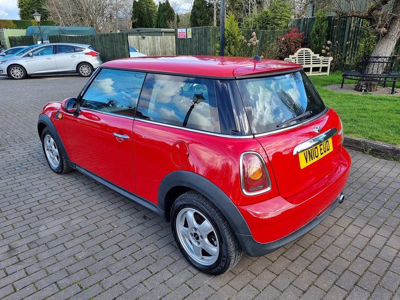 Used 2010 MINI Hatch First For Sale (U10990) | S.J. Rayner (Cars)