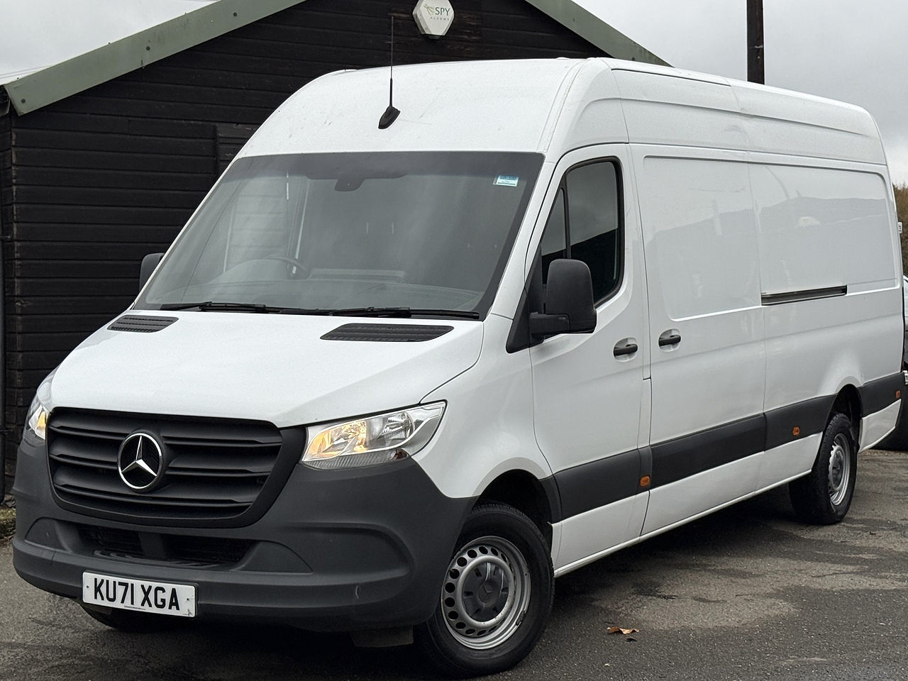 Used 2021 Mercedes-Benz Sprinter 2.0 315 CDI Progressive Panel Van 5dr ...