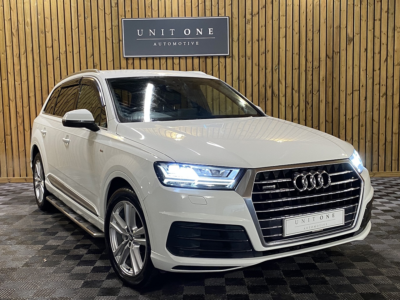 Used 2016 Audi Q7 TDI V6 S line For Sale in West Sussex (U3112) | Unit ...