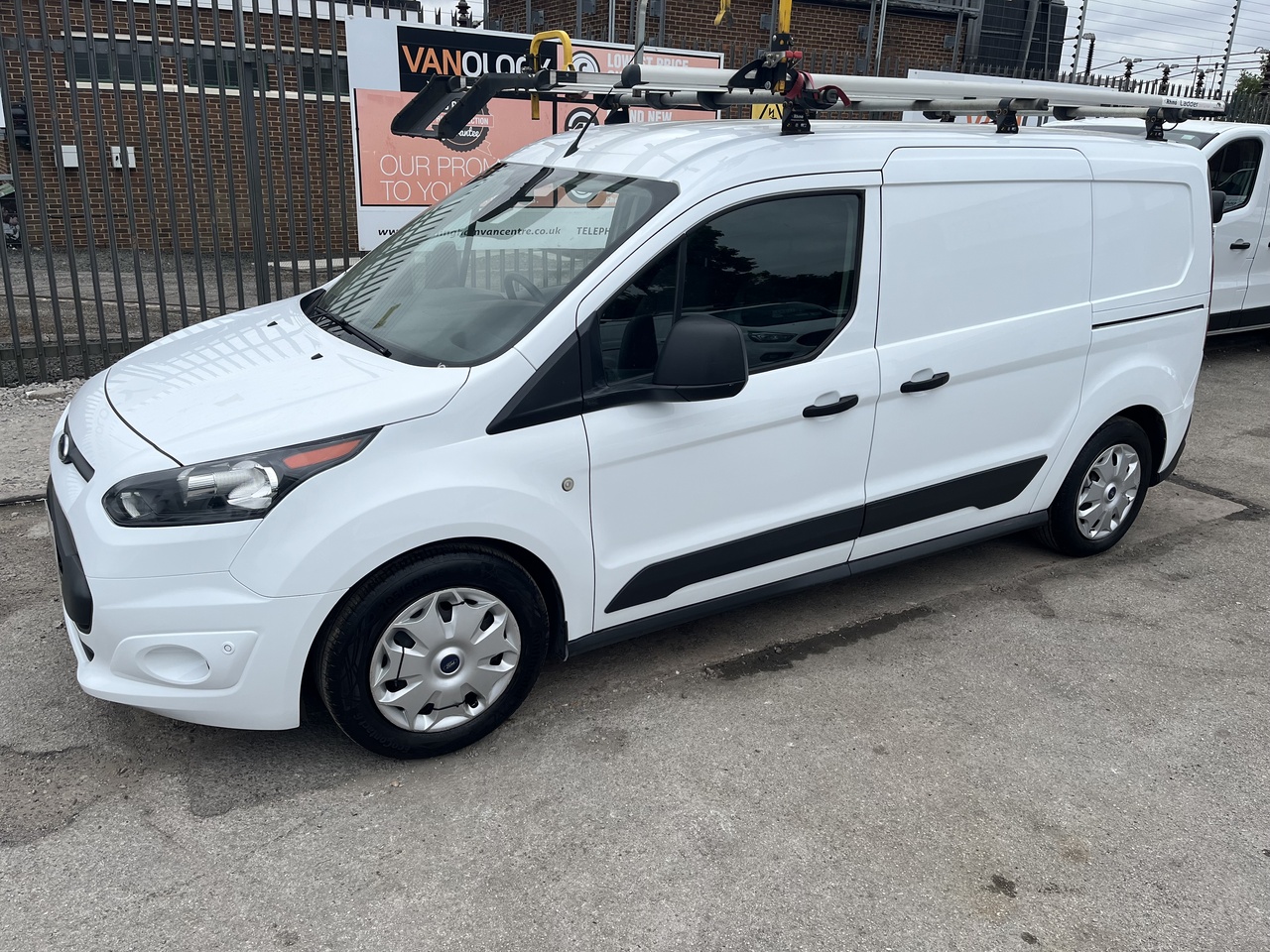 Used 2018 Ford Transit Connect 1.5TDCi LWB TREND+ (SKY TV SPEC) For ...