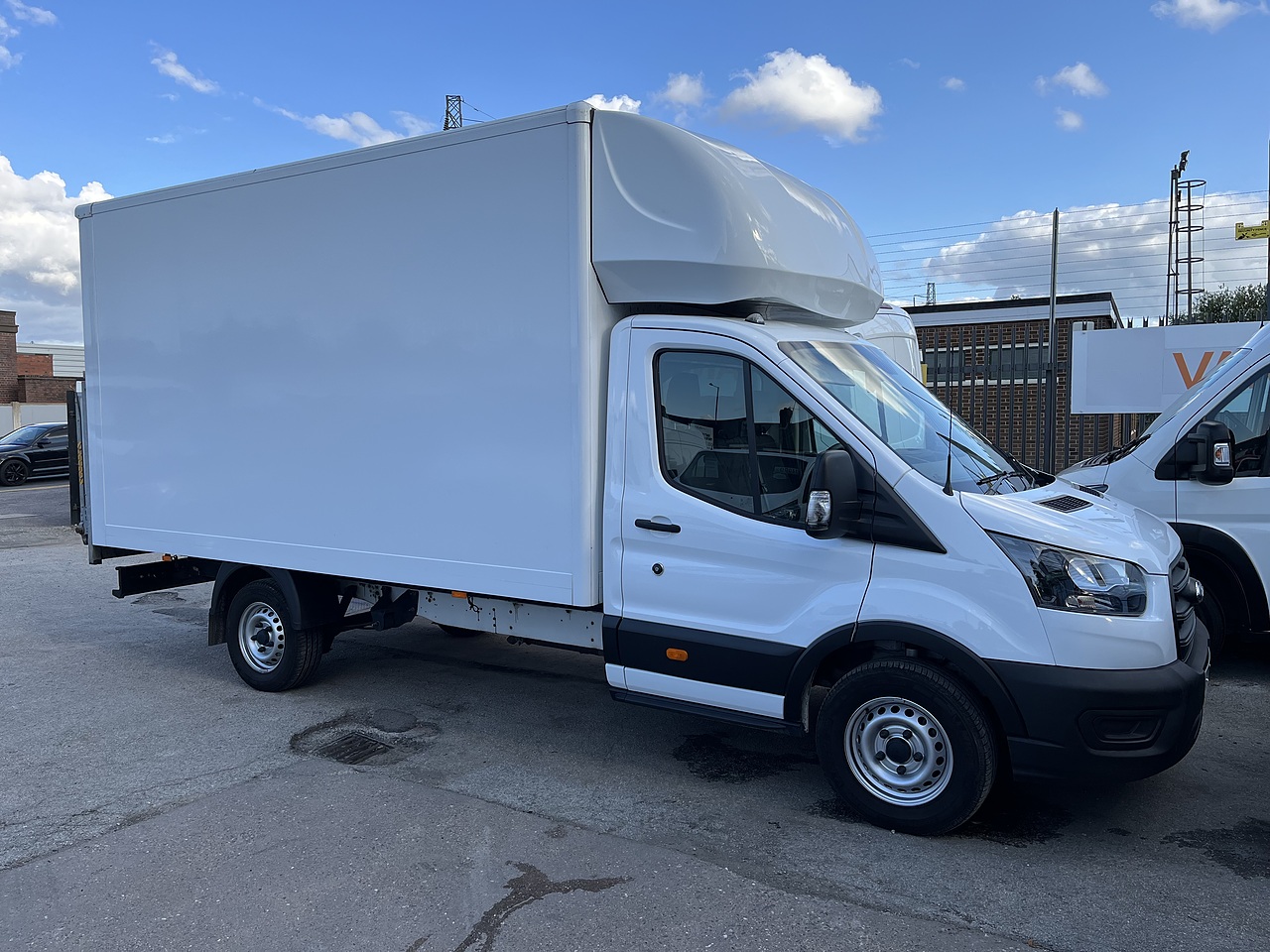 Used 2021 Ford Transit 350 2.0TDCi L4 LUTON (TAIL-LIFT) For Sale in ...
