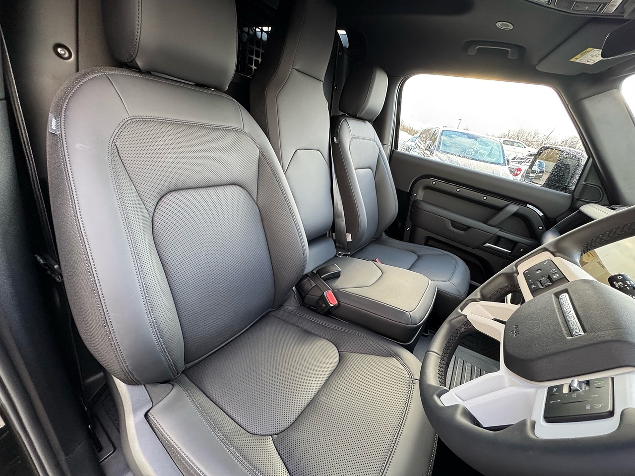 New 2025 Land Rover Defender 90 250ps 90 Hard Top S 4WD Euro 6 with 22 ...