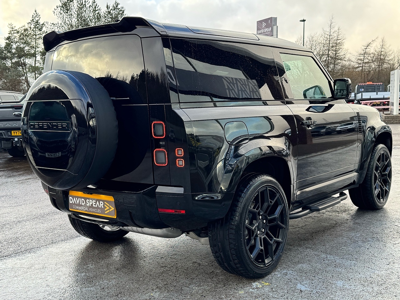 New 2025 Land Rover Defender 90 250ps 90 Hard Top S 4WD Euro 6 with 22 ...