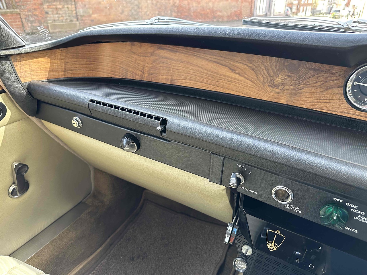 Used 1975 Rover P6 2200SC For Sale in Newark (U330) | Classicwise Ltd