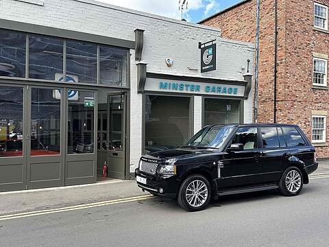 Classicwise | Classic and Prestige Car Specialists in Nottingham