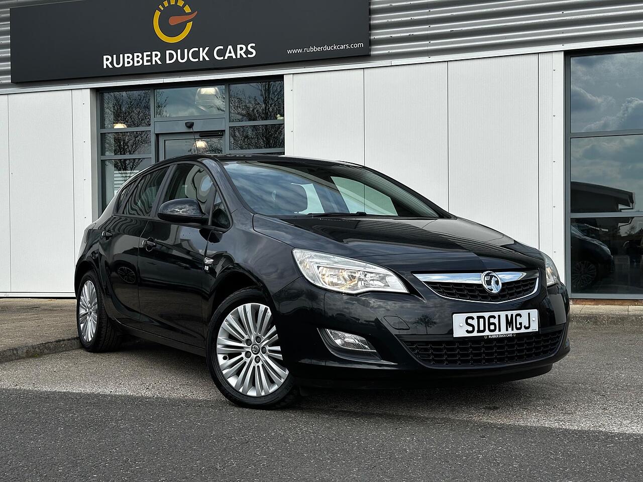 Used 2011 Vauxhall Astra 1.6 16v Excite Euro 5 5dr For Sale (U4398 ...