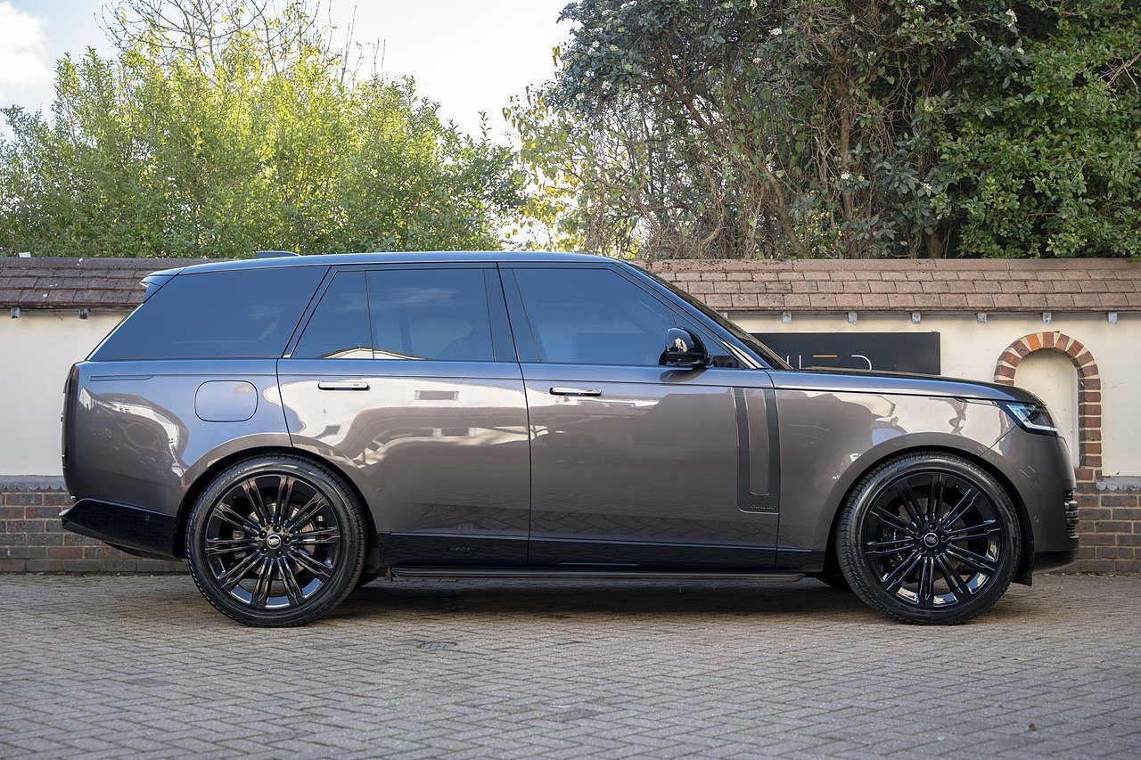 Used 2022 Land Rover Range Rover P400 MHEV Autobiography For Sale ...