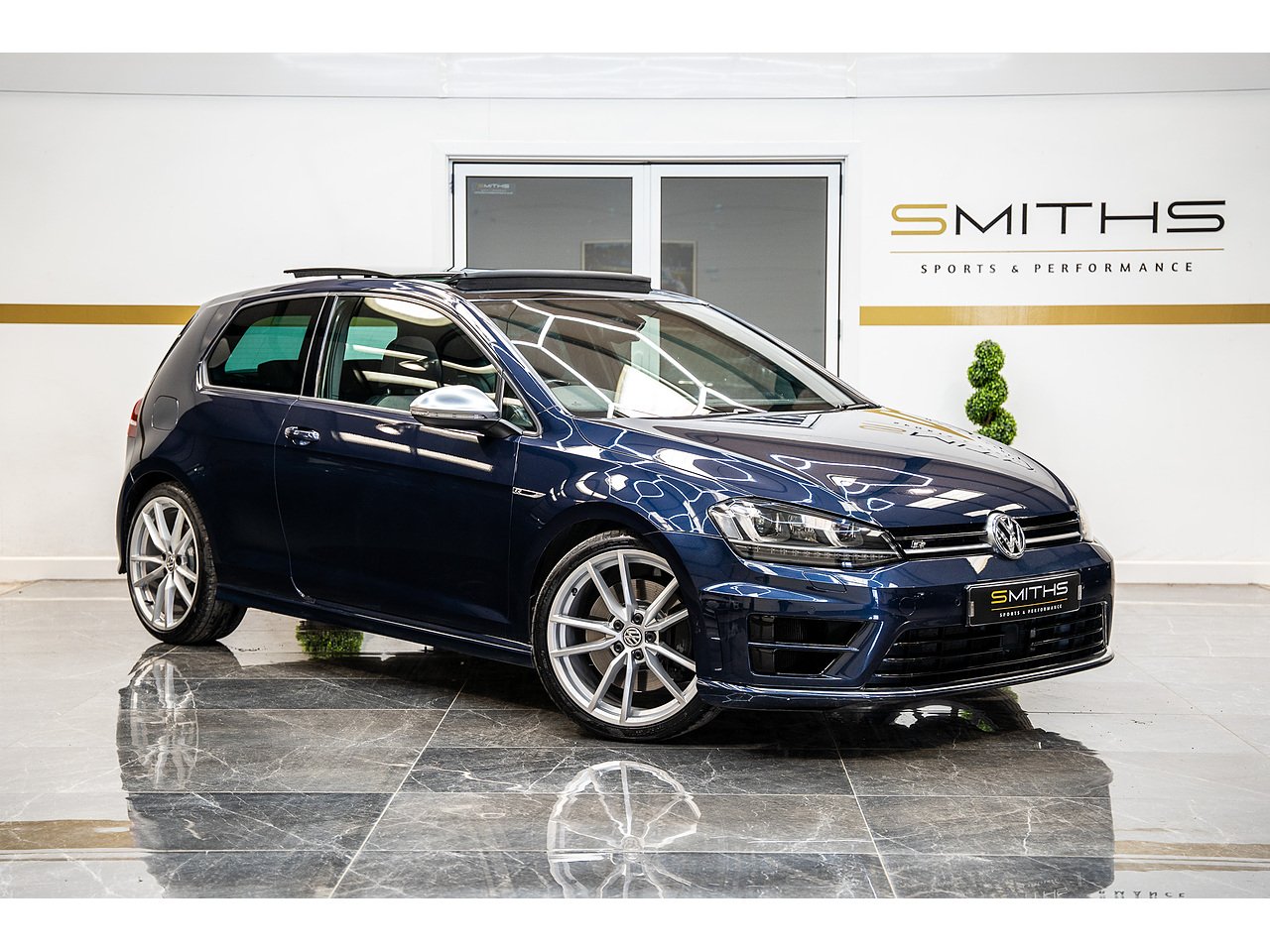 Used 2016 Volkswagen Golf TSI BlueMotion Tech R For Sale (U462) | Smiths Sports & Performance