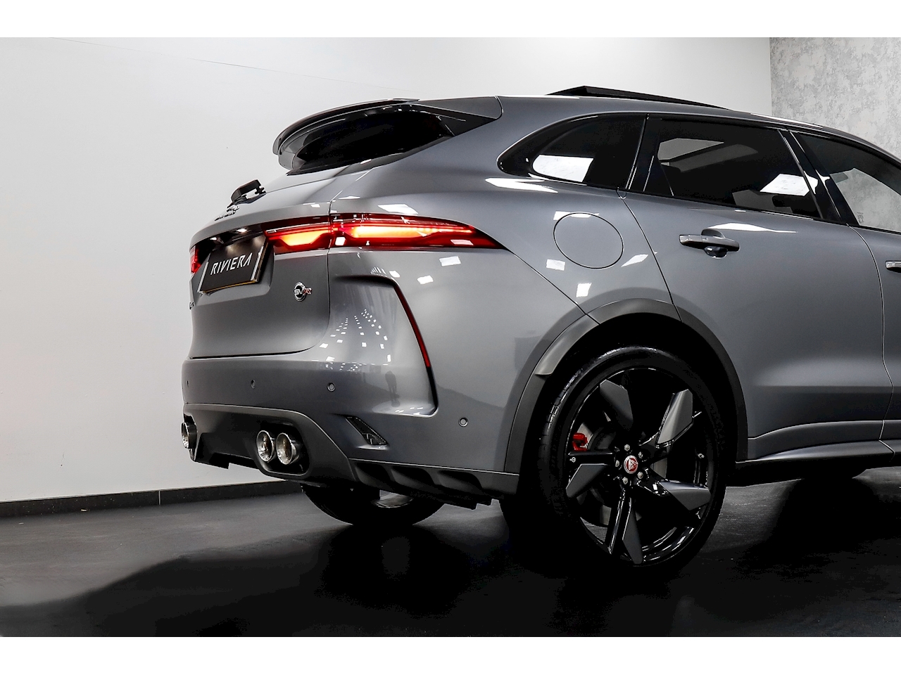 Used 2021 Jaguar F-PACE P550 V8 SVR For Sale in West Yorkshire (U676 ...