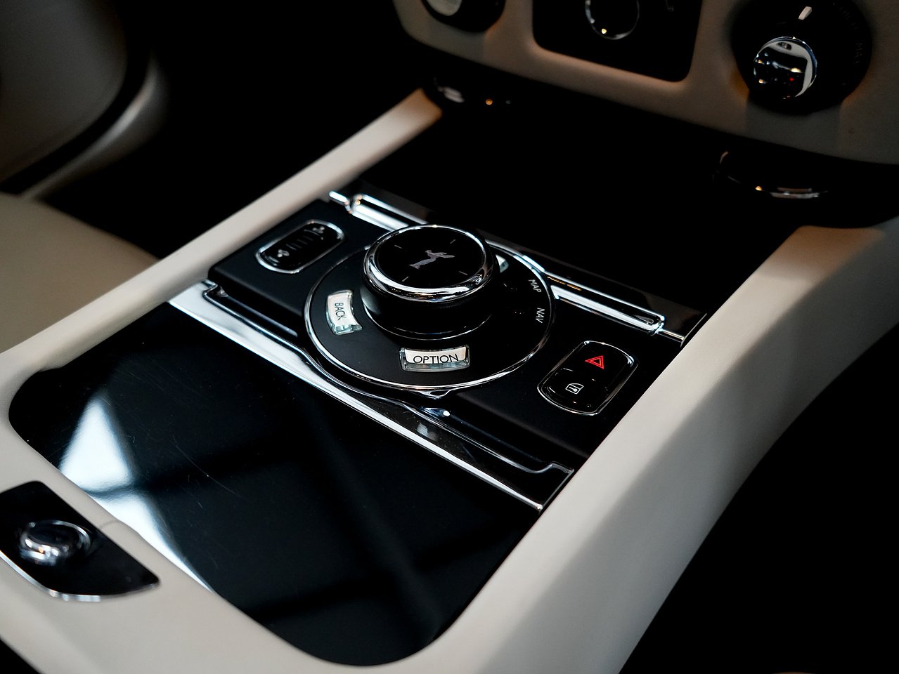 Used 2017 Rolls-Royce Wraith V12 Black Badge For Sale in Hampshire (U53 ...