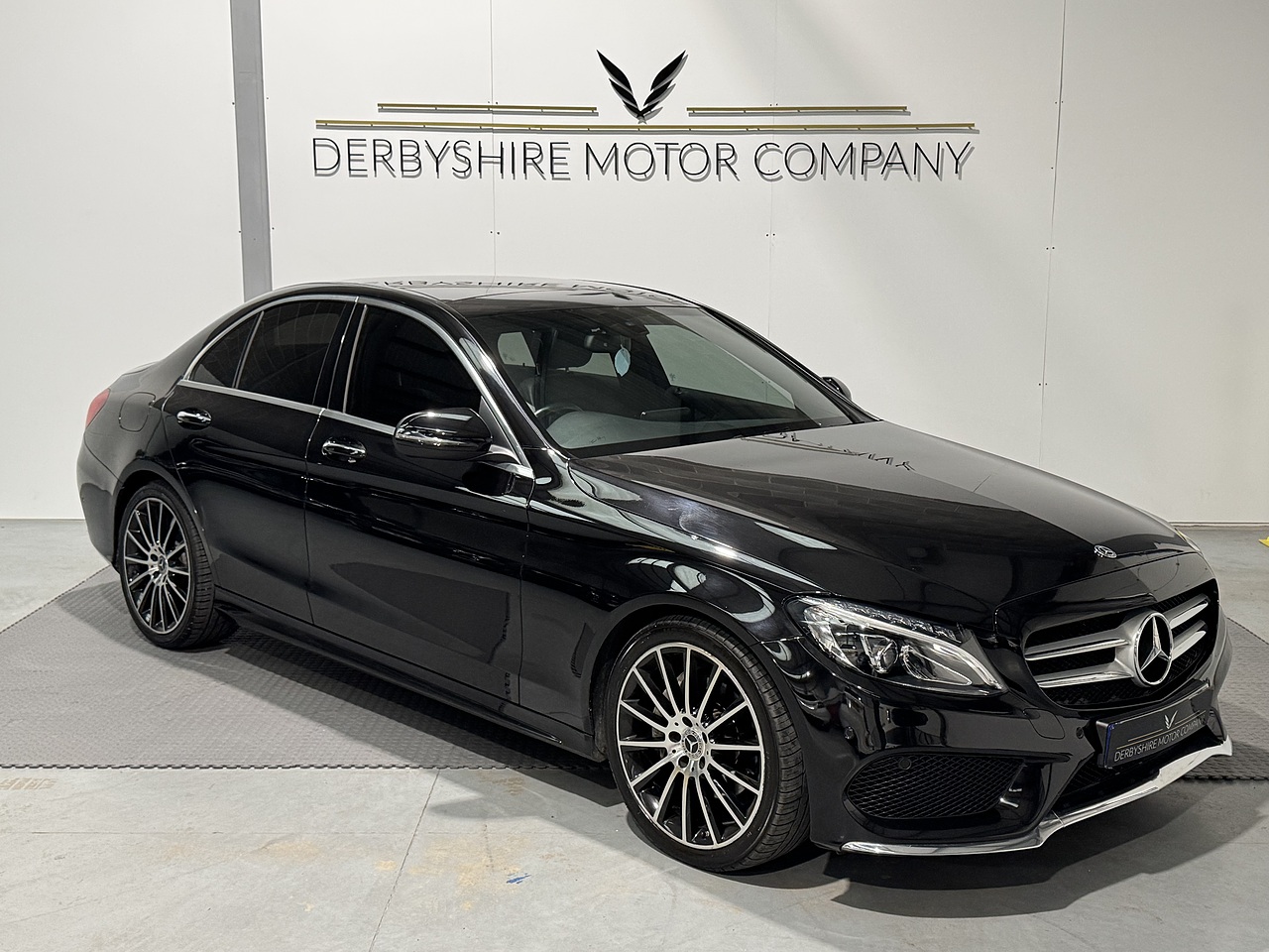 Used 2018 Mercedes-Benz C Class 2.0 C200 AMG Line (Premium) Saloon 4dr ...