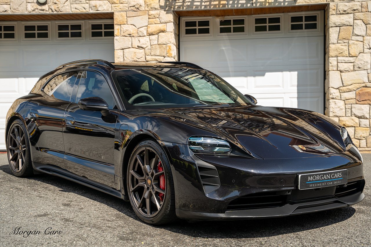 Used 2023 Porsche Taycan Performance Plus 93.4kWh GTS Sport Turismo 5dr ...