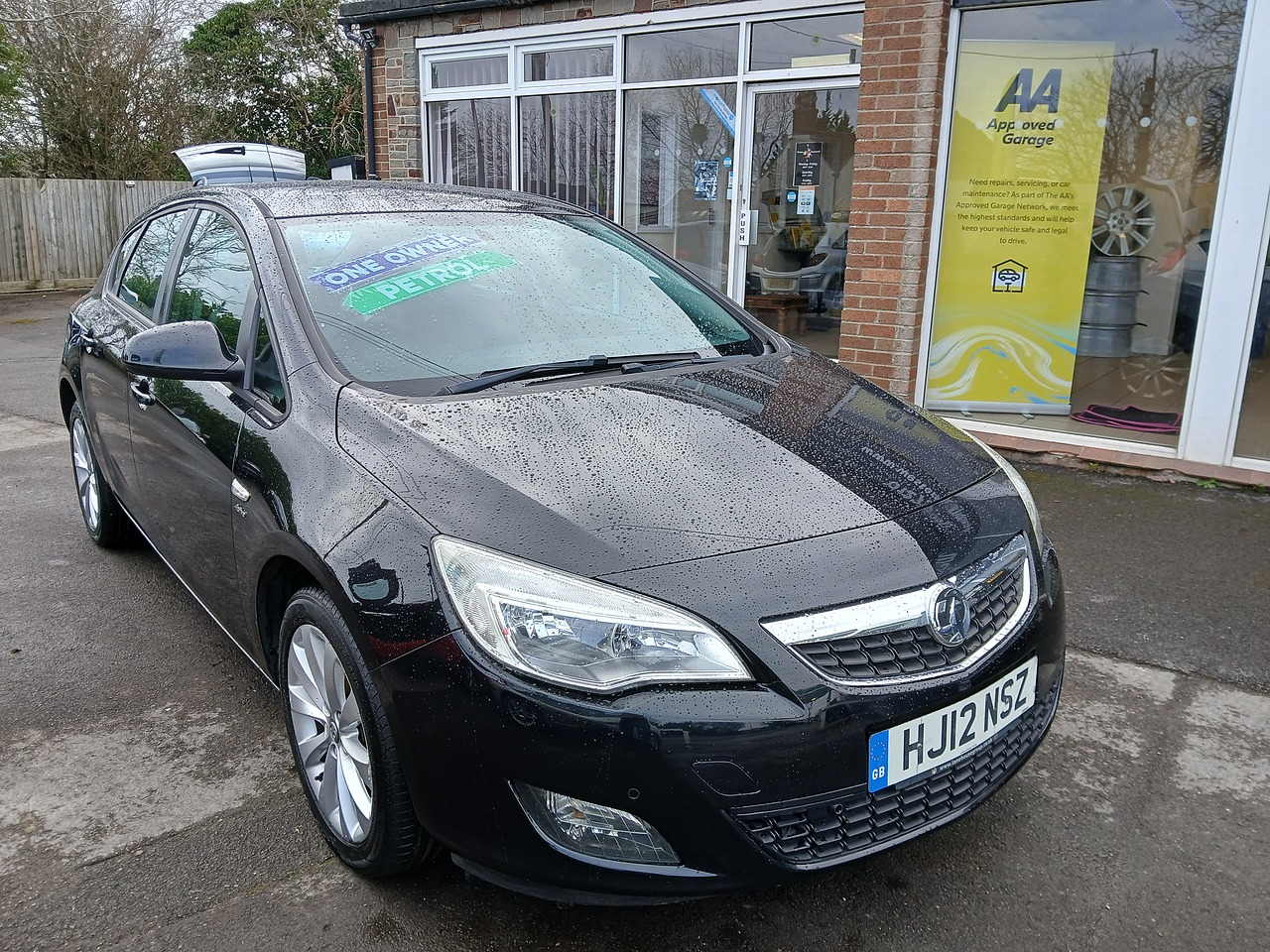 Used 2012 Vauxhall Astra Active For Sale (U28) | Western Automotive SSMC