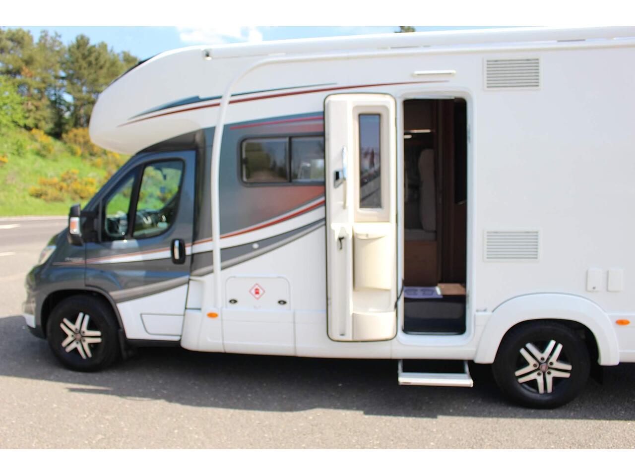 Used 2019 Auto-Trail Apache 700 Newer Model 2.3 Motorhome Manual Diesel ...