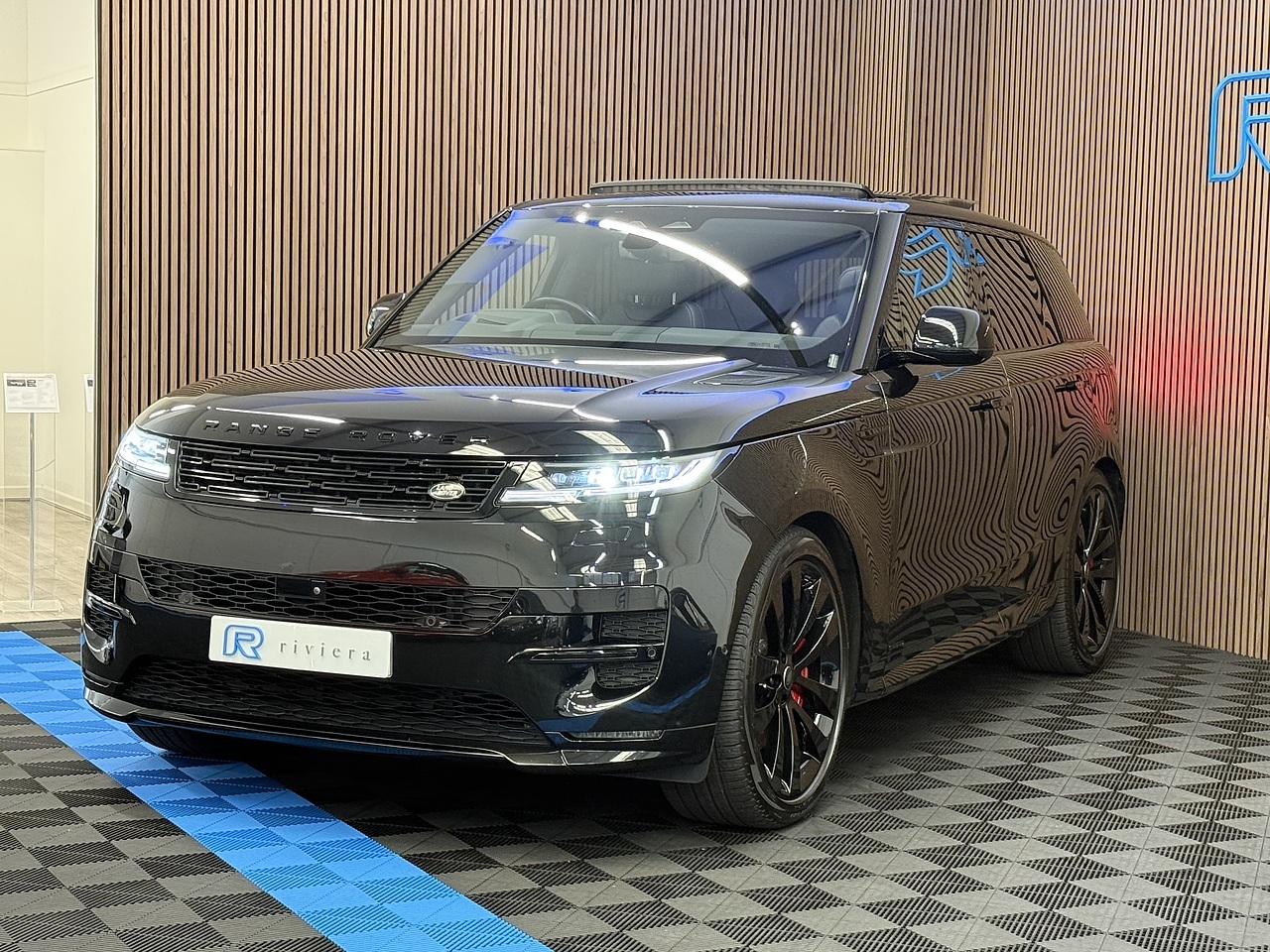 Used 2024 Land Rover Range Rover Sport Range Rover Sport Autobiography ...