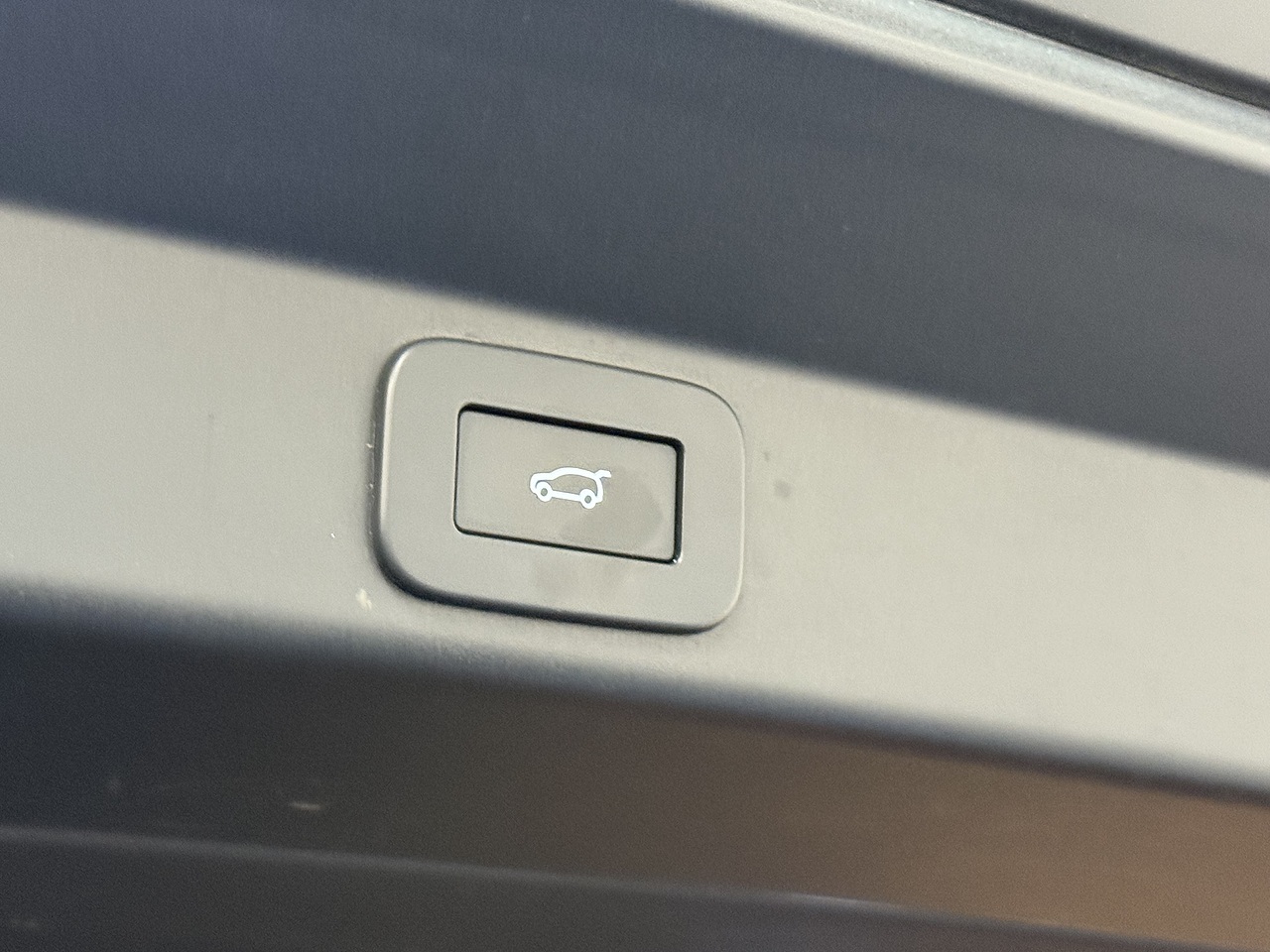 Used 2024 Land Rover Range Rover Sport Range Rover Sport Autobiography ...