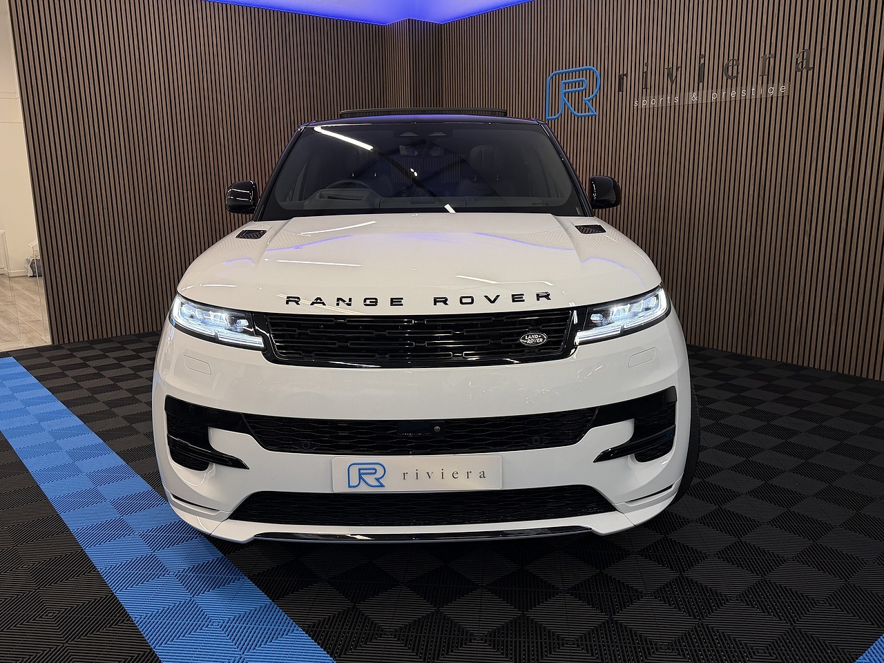 Used 2023 Land Rover Range Rover Sport 3.0 D350 MHEV Autobiography SUV ...