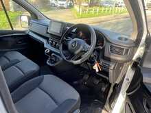 Used 2024 Renault Trafic dCi Blue LL30 Advance For Sale (U1247 ...