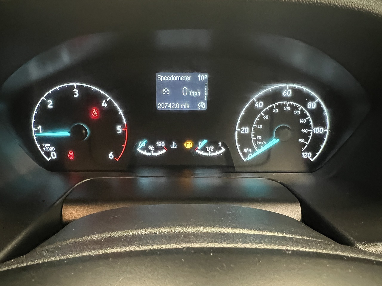 Used 2024 Ford Transit 350 EcoBlue Leader 2.0 2dr Luton Manual Diesel ...