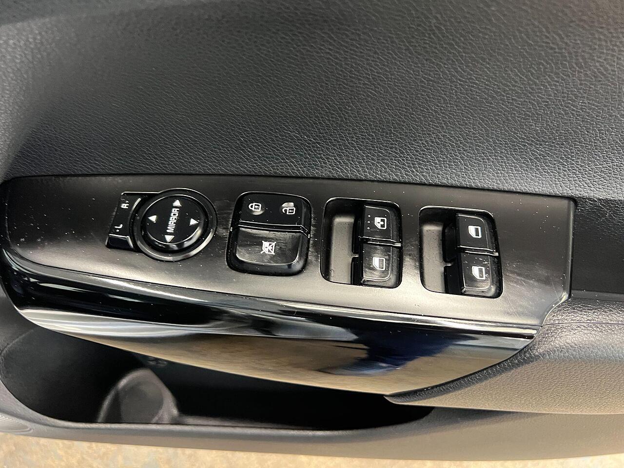 Used 2023 Kia Picanto Picanto 1.0 DPi 2 AMT Euro 6 (s/s) 5dr For Sale ...