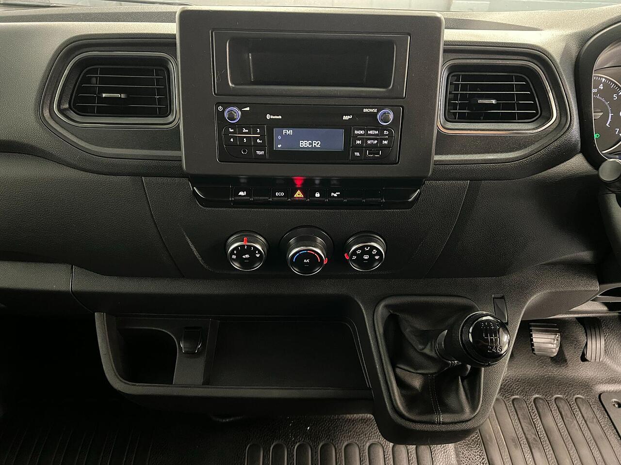 Used 2023 Renault Master Master 2.3 dCi 35 Business+ FWD LWB Medium ...